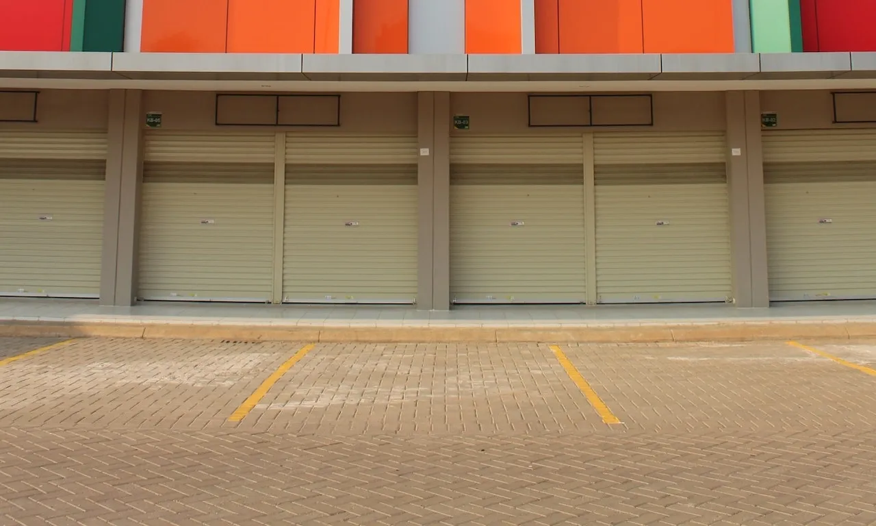 The Key Differences Between Mobile and Traditional Storage Units ...